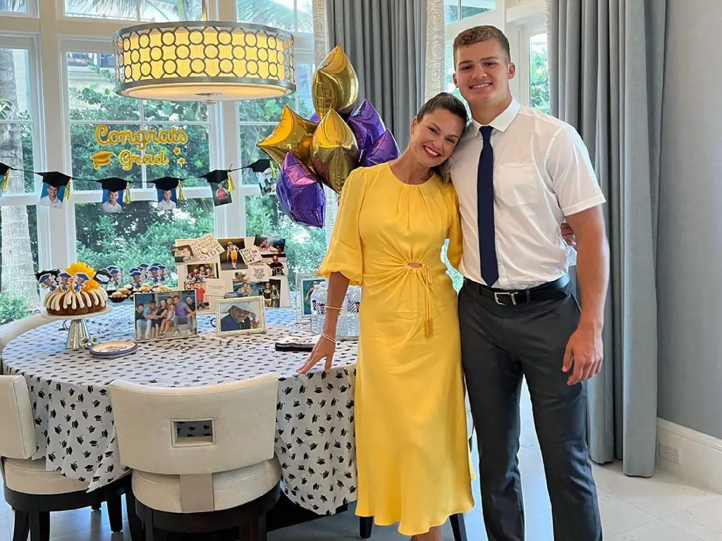 Mason Taylor LSU Mom Katina Taylor & Dad Jason Taylor – Lord Buckbeak ...